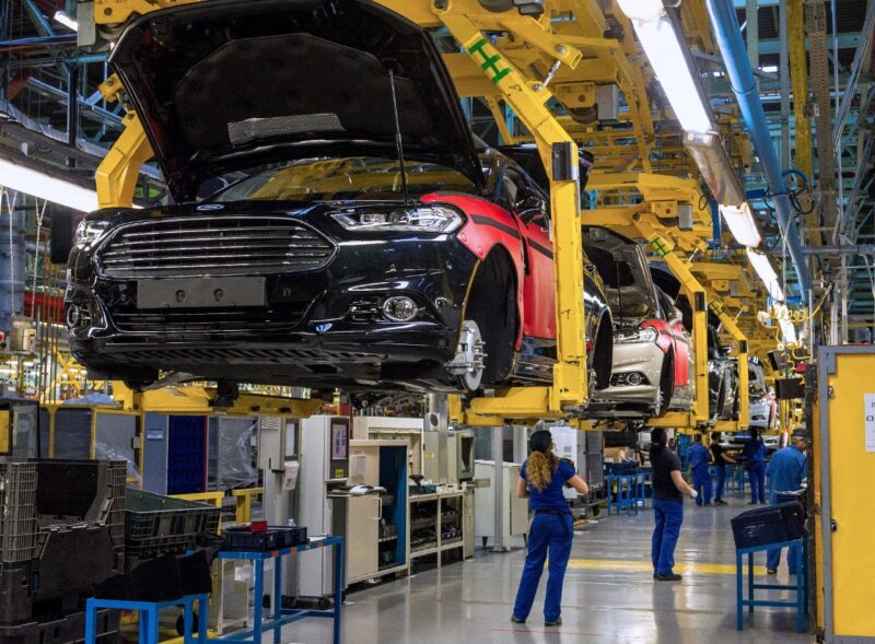 Geely compra la planta de Body 3 de Almussafes y planea fabricar un ...